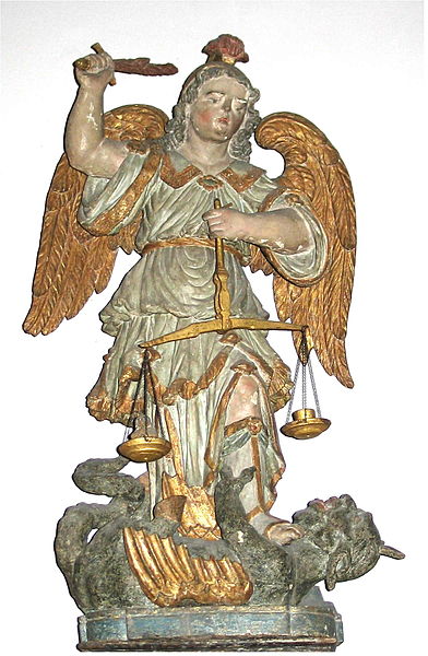 San Miguel Arcángel con su espada y su balanza – San Miguel Arcángel